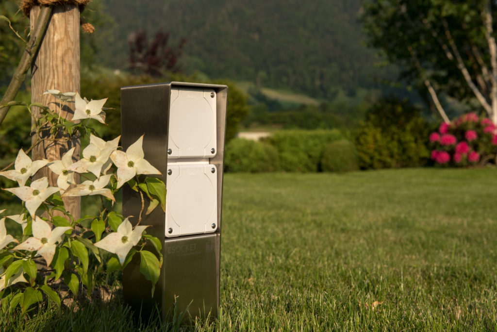 ESOCKET ™ Steckdosensäule zu NAP Feller NEVO Aussenprogramm